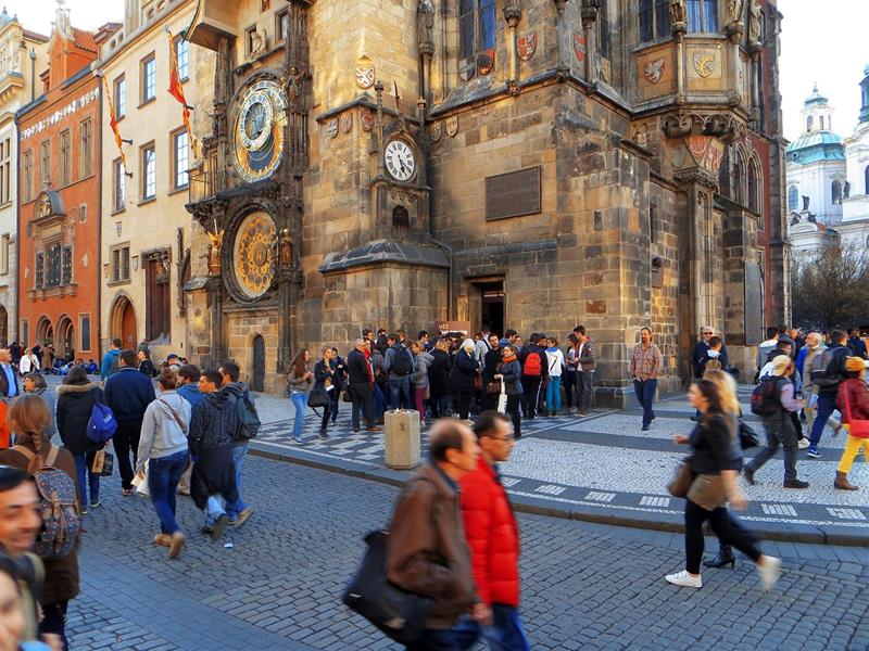 Prague Old Town and Jewish Ghetto in Brief