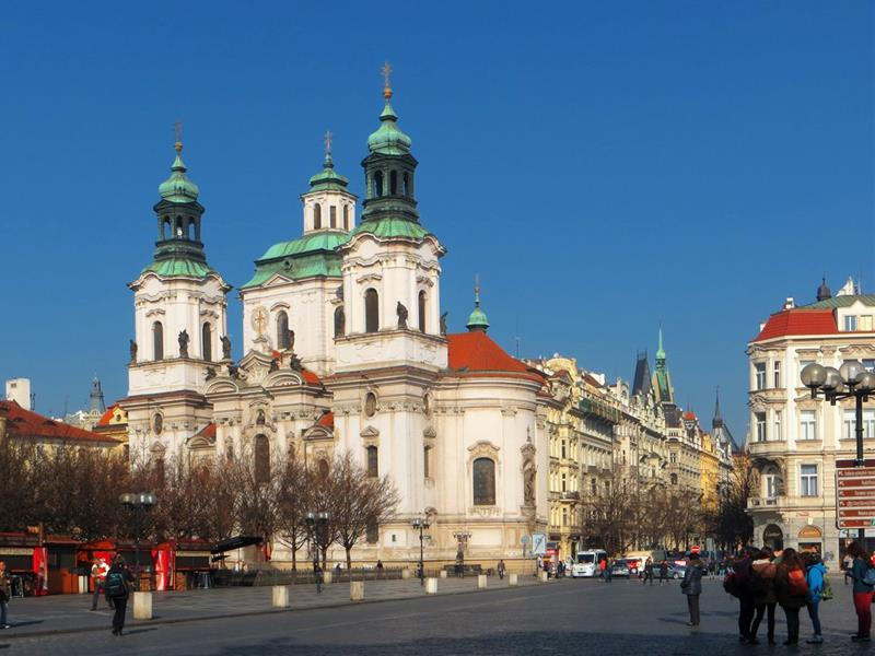 Prague Old Town and Jewish Ghetto in Brief